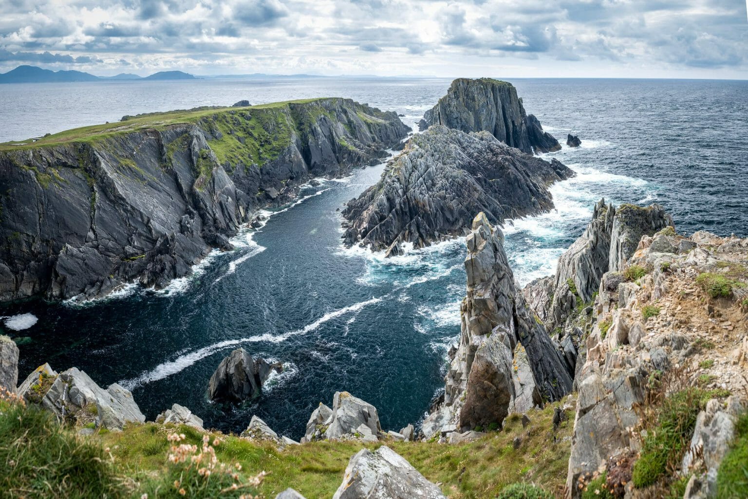 Wonder What Is It Like Living in Ireland? (25 Pros and Cons) - The ...